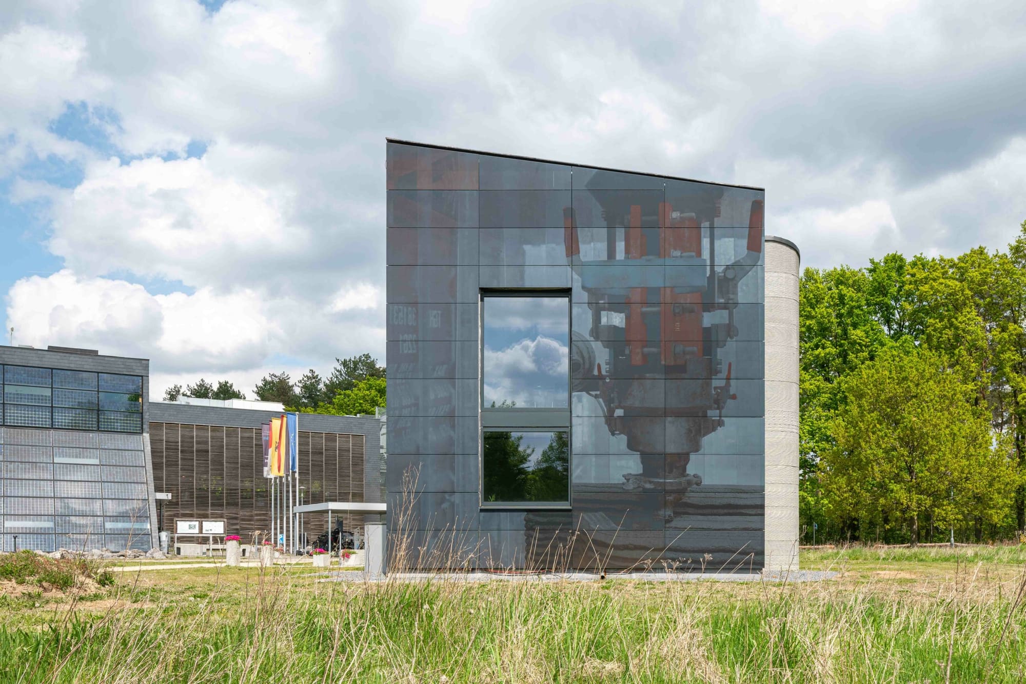 Solar Facade Panels – Architectual Facade Solutions International